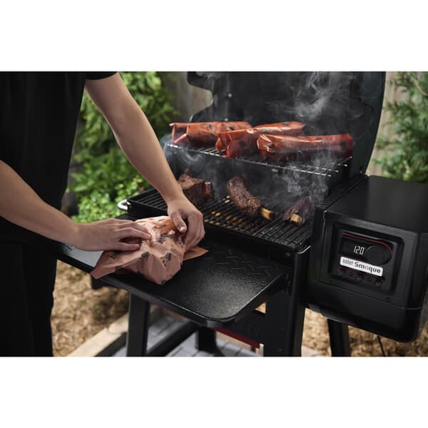 Weber Smoque Pellet Smoker (1500812) - BBQ World