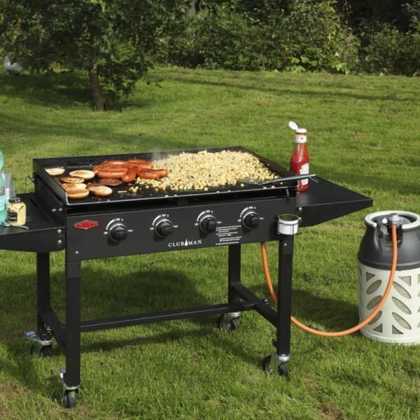 Beefeater Clubman 4 Burner Gas BBQ (16640) - BBQ World