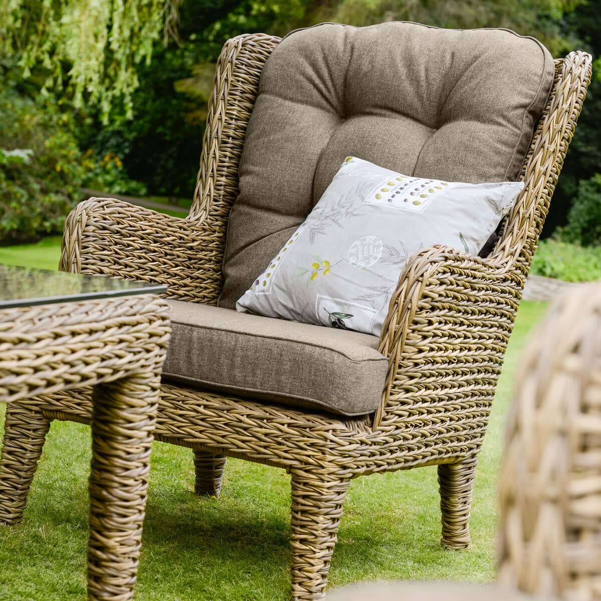 Hartman Louis Lounge Chair - (68205086I) - Garden Furniture World