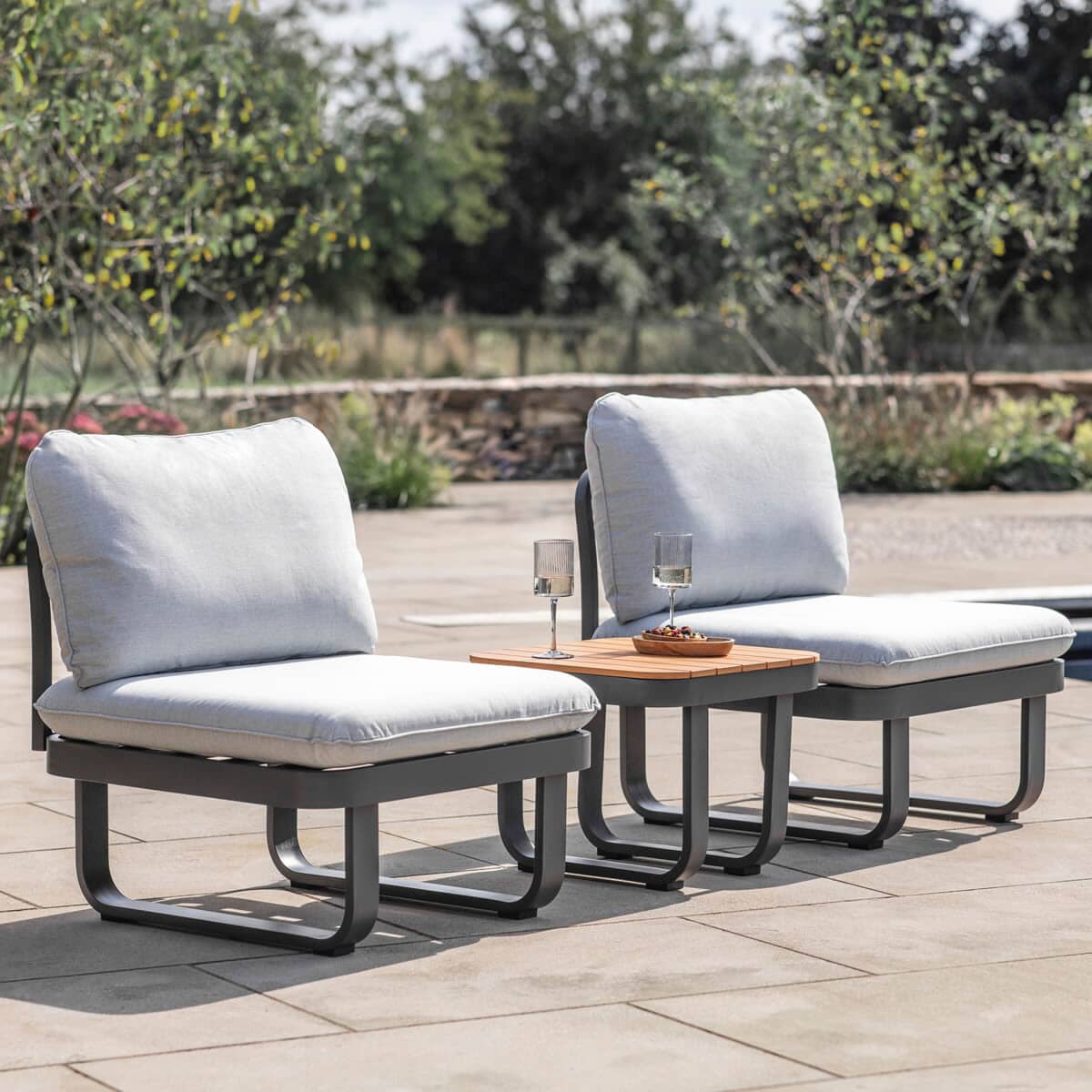 Bramblecrest Orlando 2 Sofa Chairs with Side Table - (E25RL02) - Garden ...
