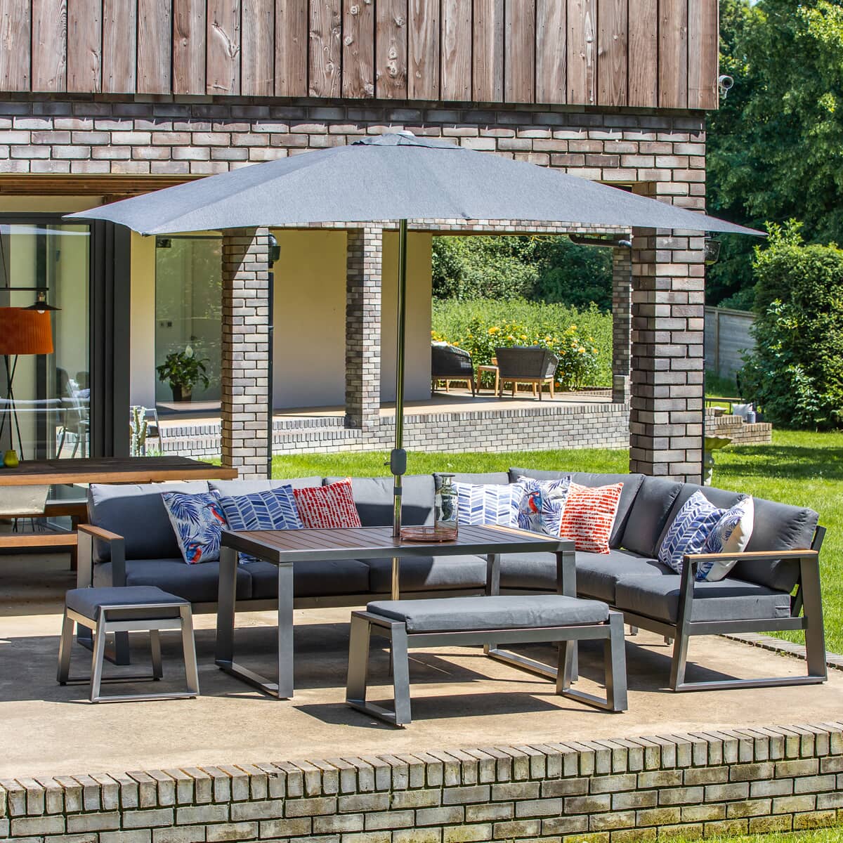 LG Outdoor Roma Modular Dining Set - (RMASET6) - Garden Furniture World