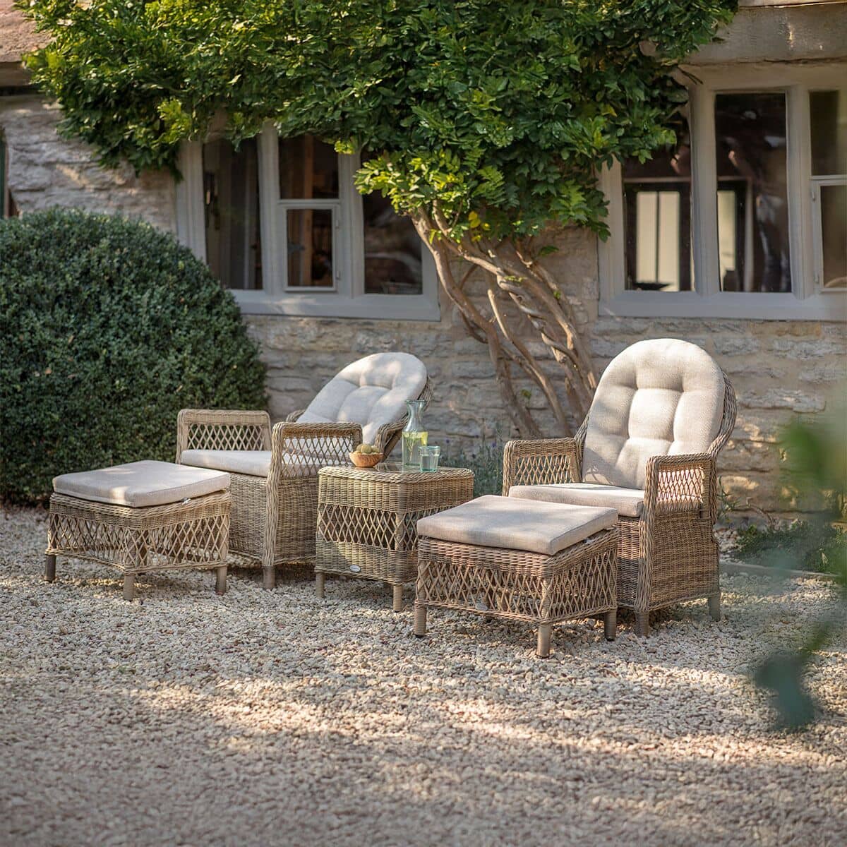 Bramblecrest RHS Rosemoor Recliner Set with Footstools and Coffee Table ...